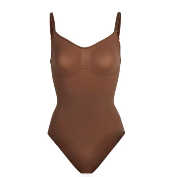 Revenge X Body | Intimates & Sleepwear | Revenge X Body Snatched ...